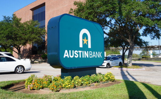 Longview, Texas - Oak Forest | Austin Bank